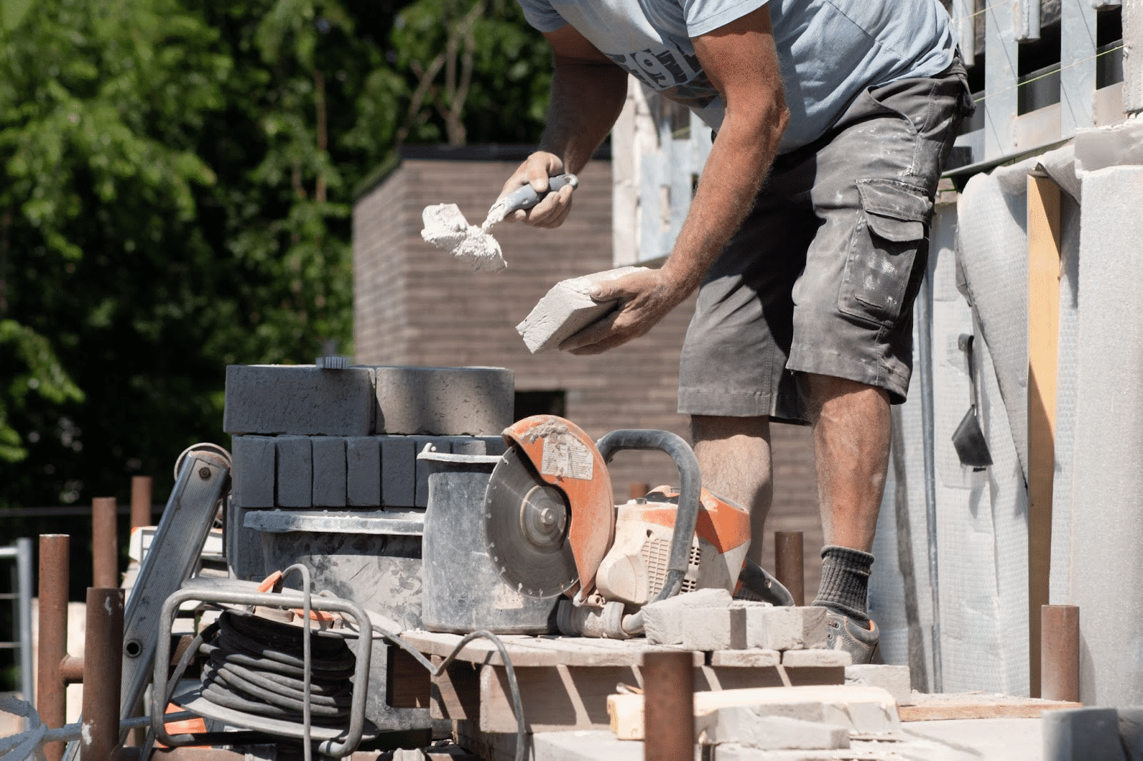 What Do Masonry Contractors Do?